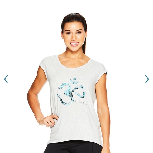 GAIAM | Tops | Womens Gaiam Dani Wigs Graphic Tee | Poshmark